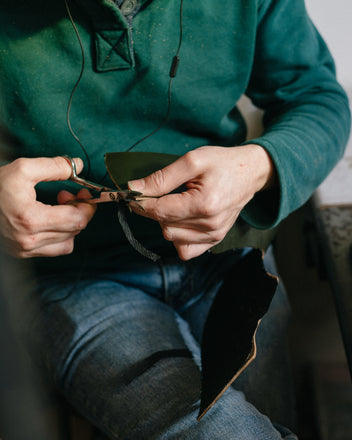 Handmade Shoes UK - Shoemakers Northampton – Crown Northampton