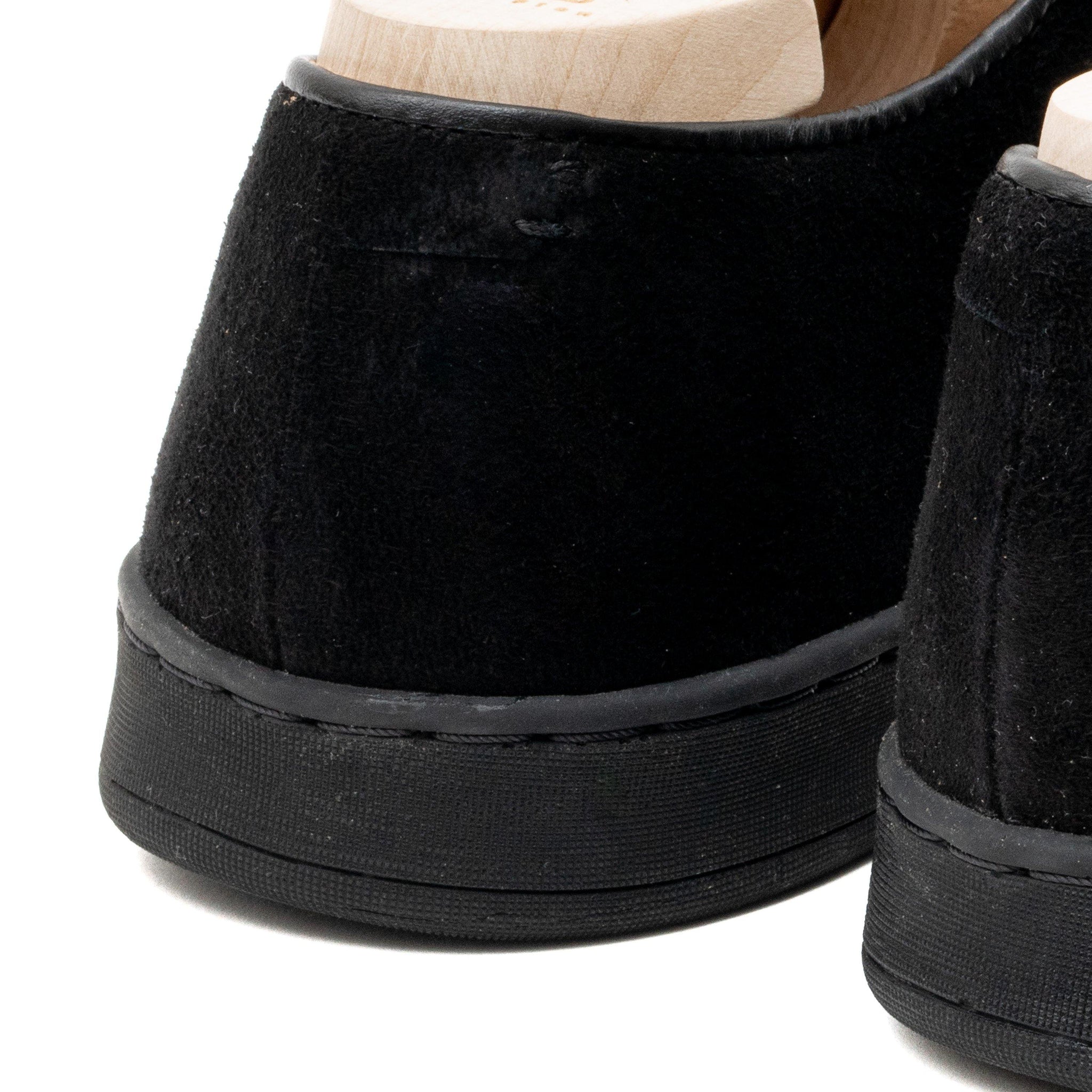 Harlestone Derby - Black Scottish Deer Suede – Crown Northampton